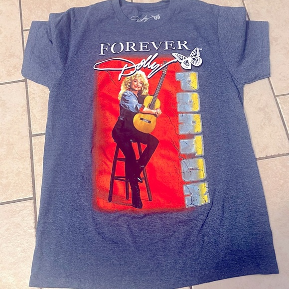 Dolly Parton | Tops | Dolly Tee Size Small | Poshmark